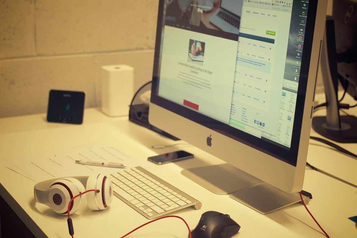 Dispositivos de salida - Qué son y ejemplos - PC Academia